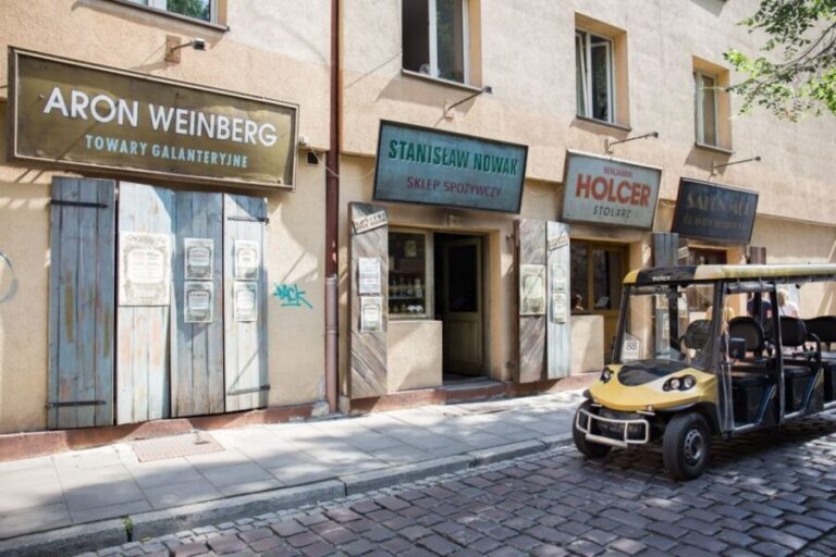 Krakow: City Tour of 3 Districts by Electric Car - Who Should Consider This Tour?