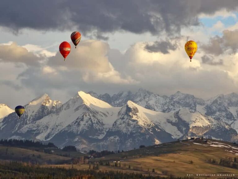 Kraków: Hot Air Balloon Exclusive Tour with Champagne - Who Should Consider This Tour?