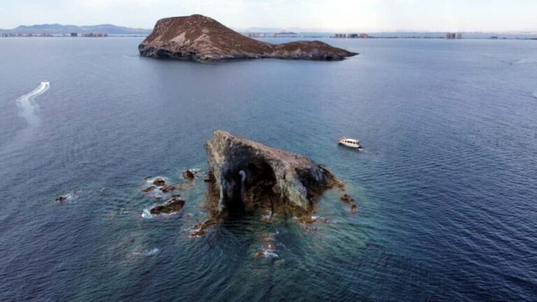 La Manga: Boat trip across two seas to Isla Grosa and Islote Farallón - Highlights of the Trip