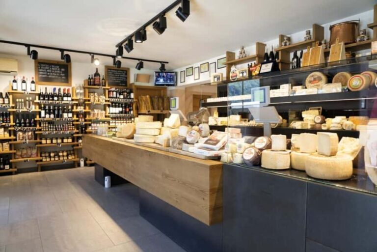 Lake Como: visit and tasting at the Valsassina dairy + Orrido tickets - Deep Dive Into the Details