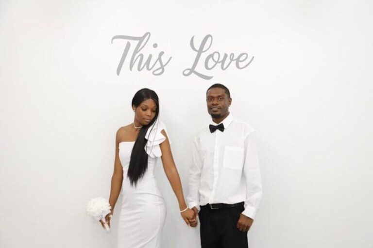 Las Vegas: Paradise Wedding Chapel Quickie Sign & Go Wedding - What the Reviews Say