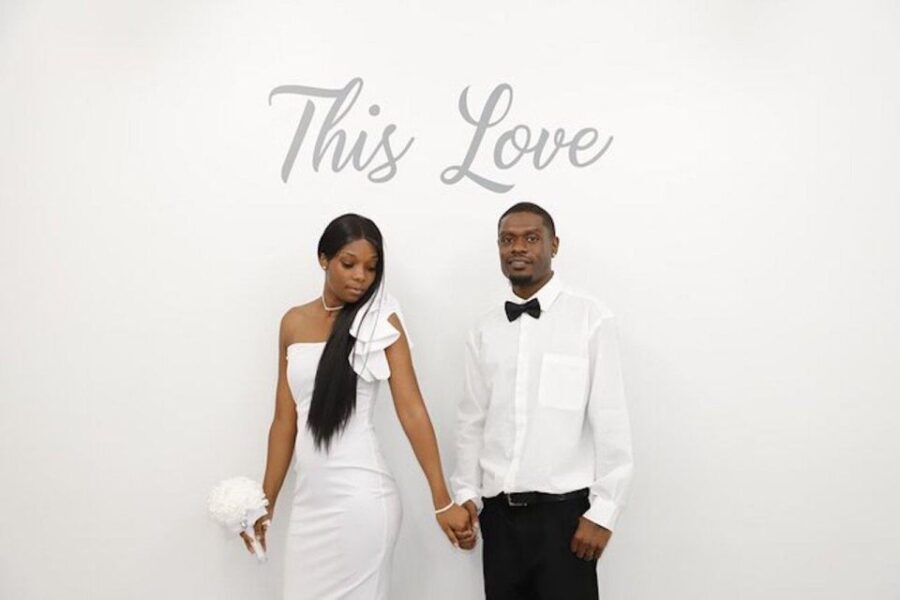 Las Vegas: Paradise Wedding Chapel Quickie Sign & Go Wedding - What the Reviews Say