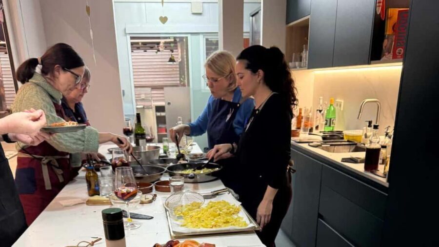 Learn to cook Spanish cuisine, Ole Ole - A Closer Look at the Experience