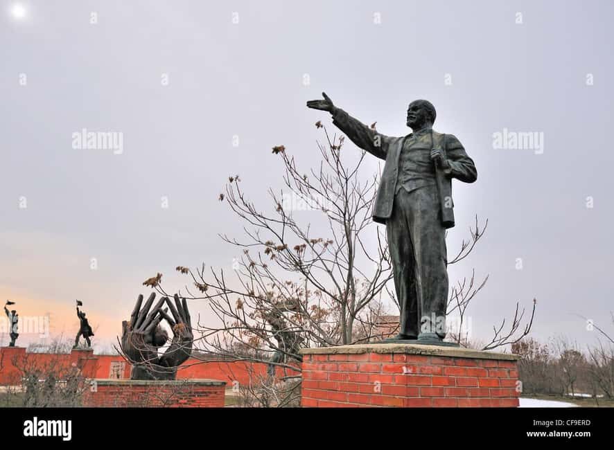 Life Behind the Iron Curtain, the communist Budapest private - An In-Depth Look at "Life Behind the Iron Curtain" Tour