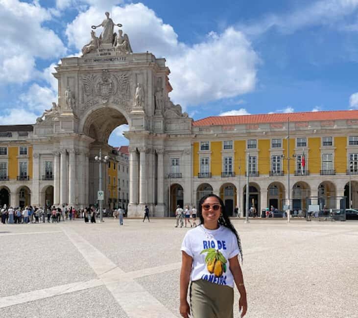 Lisbon: Learn Portuguese While Tasting Guided Walking Tour - What to Expect from Each Stop