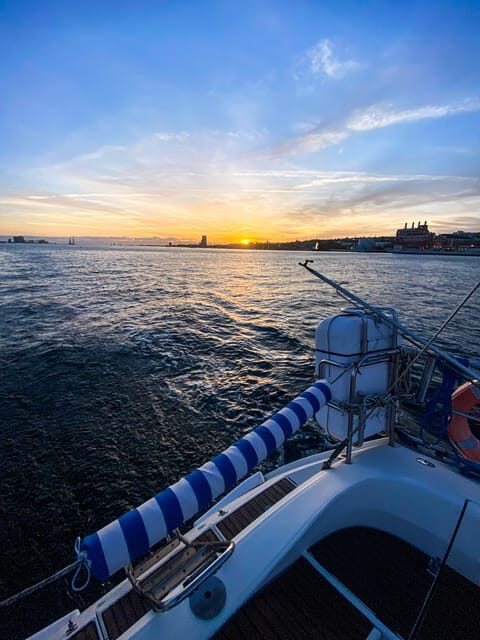 Lisbon: Sunset boat tour with green wine - The Itinerary and Sight Highlights