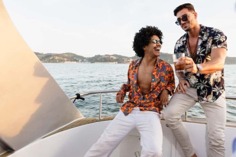 Lisbon: Sunset DJ Party  Sangria, Pizza & Open Bar - What Makes This Cruise Stand Out?
