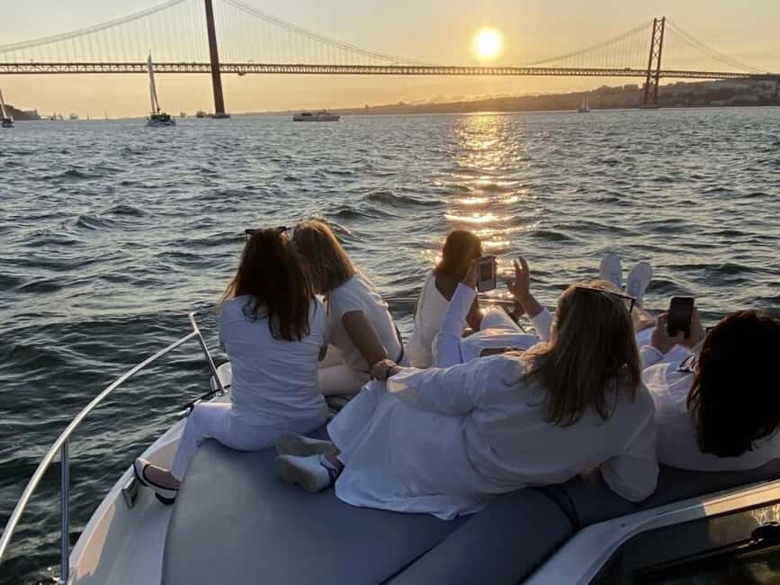 Lisbon: Sunset Tour on a Cozy Boat - What’s on the Itinerary?