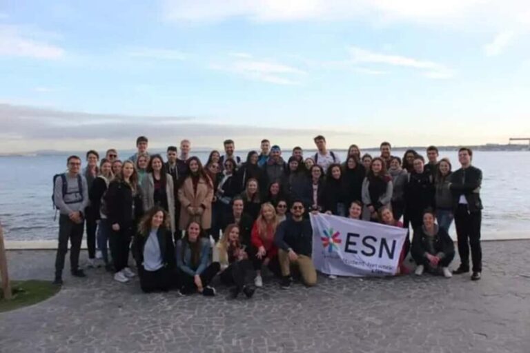 Lisbon Through the Eyes of a Local - Food and Walking Tour - Who Is This Tour Best For?