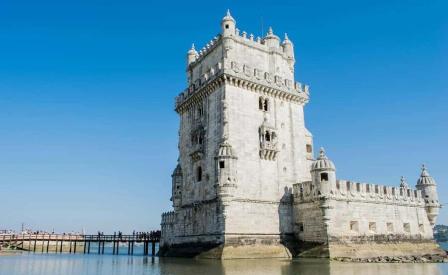 Lisbon: tuk-tuk tour with free hotel pickup - The Landmarks and Neighborhoods Visited