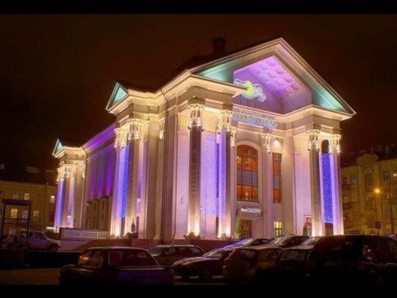 Local Guide of Vilnius Nightlife Private Tour - The Itinerary: What to Expect