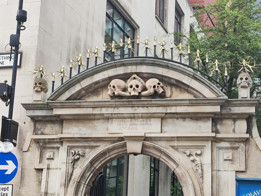 London: 1 to 1 City of London Walking Tour with Ex-Detective - What to Expect at Each Stop
