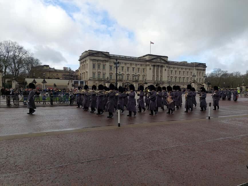 London Buckingham Palace: Changing of the Guard Walking Tour - Who Would Love This Tour?