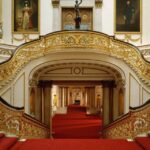 London: Buckingham Palace Ticket and Afternoon Tea Bus Tour - Transitioning to Afternoon Tea