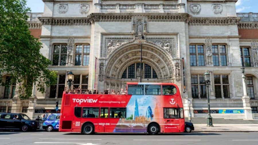 London: Discover Pass with Hop-On Hop-Off Bus, Cruise, Walks - Who Will Benefit Most?