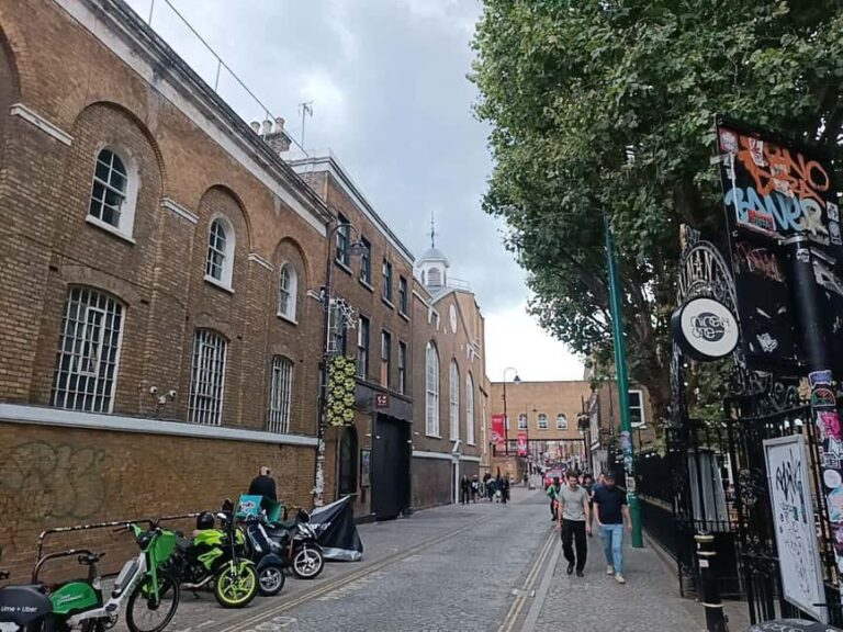 London: Soho, Chinatown, & Covent Garden Food Walking Tour - A Taste of London: An In-Depth Look at the Tour