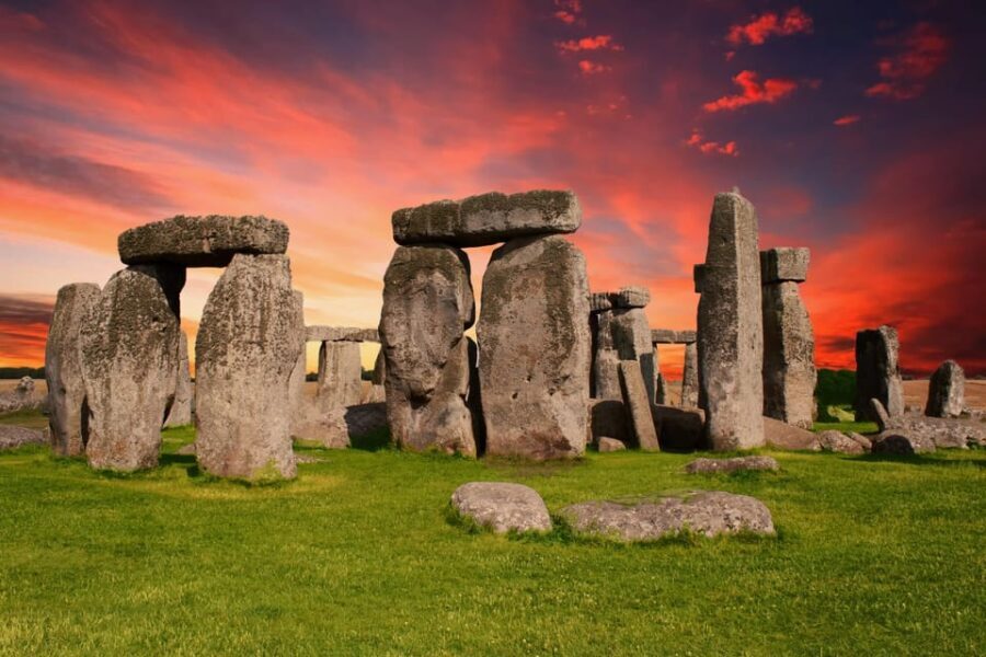 London: Stonehenge, Cotswolds, and Bath Private Day Trip - Analyzing the Value