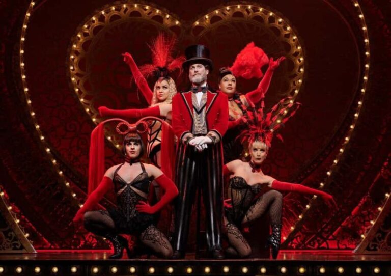 London's West End: Ticket to Moulin Rouge! The Musical - What To Expect on the Night