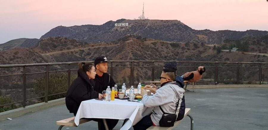 Los Angeles: 2.5 Hour Guided Mini-Car Sunrise Tour YOU Drive - The Sunrise and Hollywood Sign