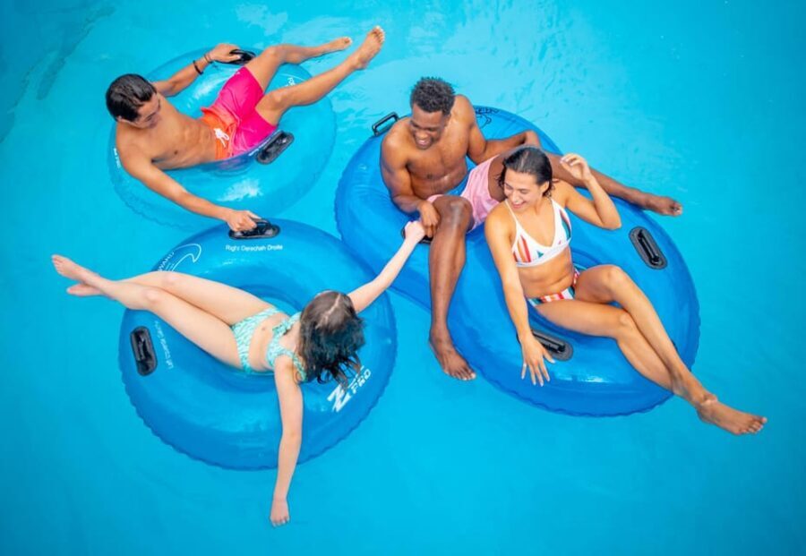Los Angeles: Raging Waters Admission Ticket - An In-Depth Look at Raging Waters Los Angeles