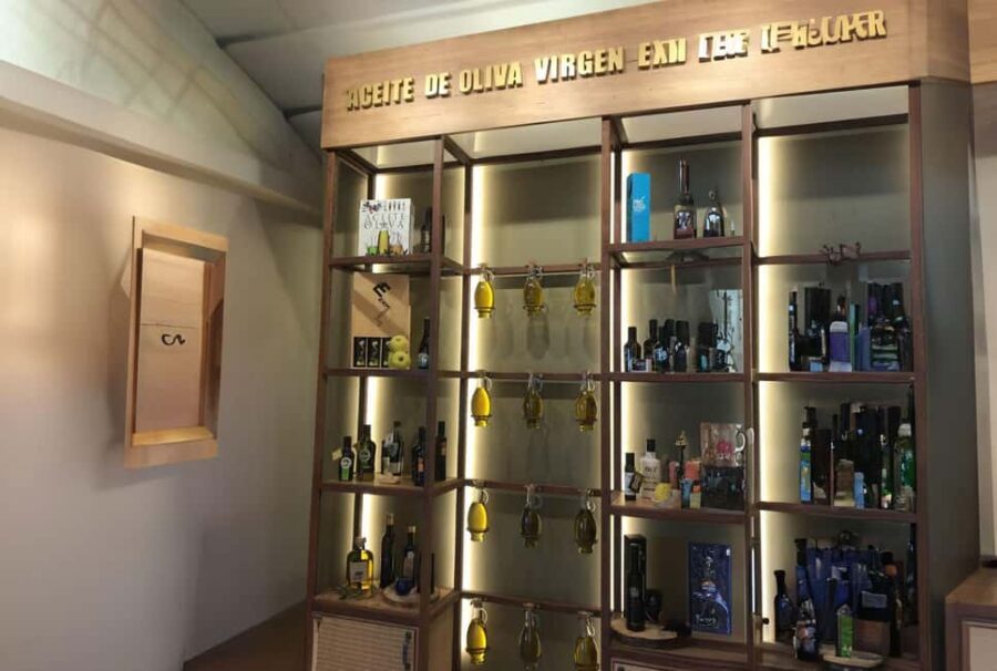 Madrid: Extra Premium Virgin Olive Oil Tasting with Aperitif - Value and Practical Advice