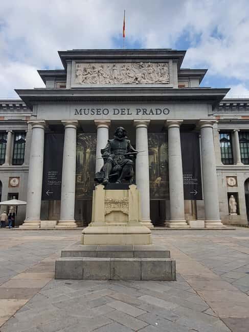 Madrid: guided visit of the Prado Museum with a native Italian-speaking tour guide - Analyzing the Experience in Depth