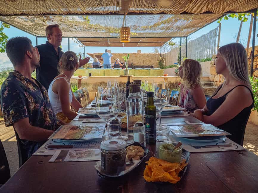 Mallorca: Winery tour and wine tasting with Mallorcan products - Exploring the Itinerary: What to Expect