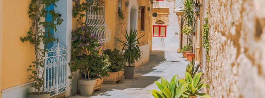 Malta: Mdina & Rabat Guided Tour in Bulgarian or Russian - Exploring Mdina: The Silent City of Malta