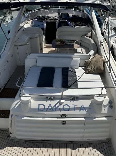 Marbella : 4H Private Luxury Yacht Charter - Frequently Asked Questions