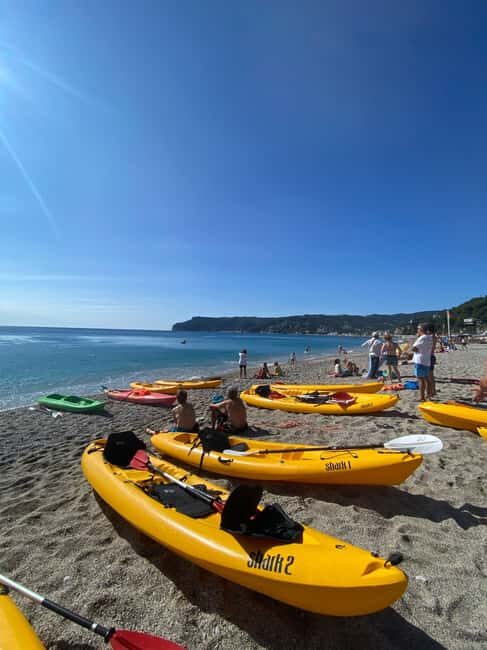 Marine Park of Bergeggi Island: Guided Kayak tour at sunset - Practical Details and Tips