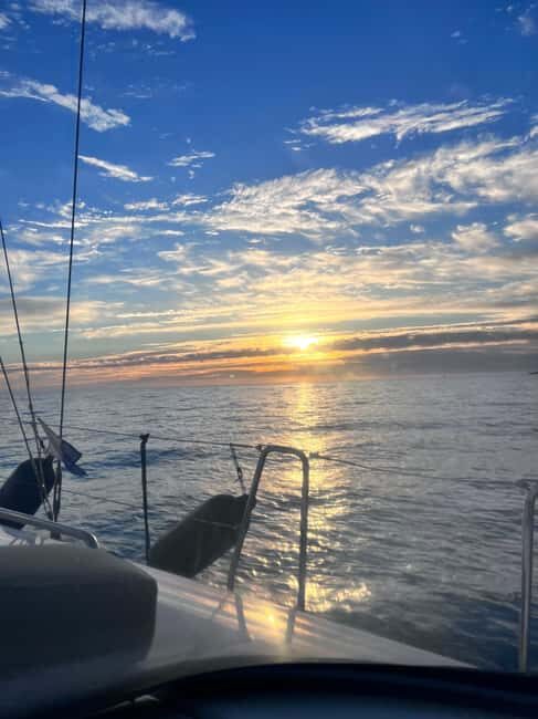 Maspalomas Sunset Sailing Experience - The Crew and Service