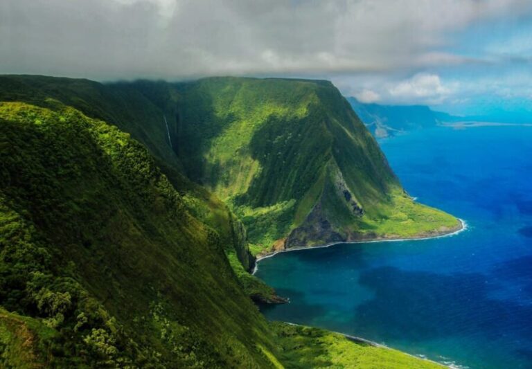Maui: Waterfalls of West Maui and Molokai Helicopter Tour - Why Choose This Tour?