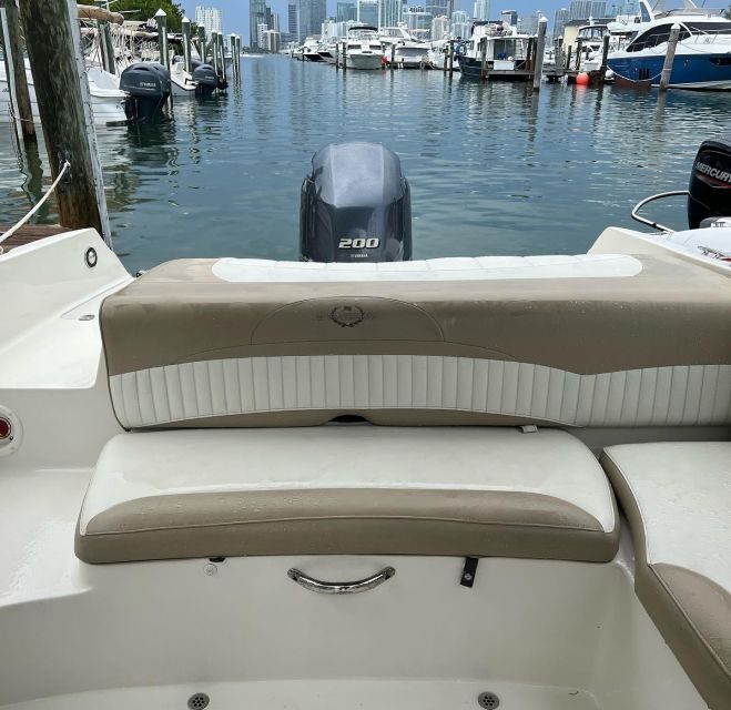 Miami: 24-Foot Private Boat for up to 8 People - Who Should Book This Tour?