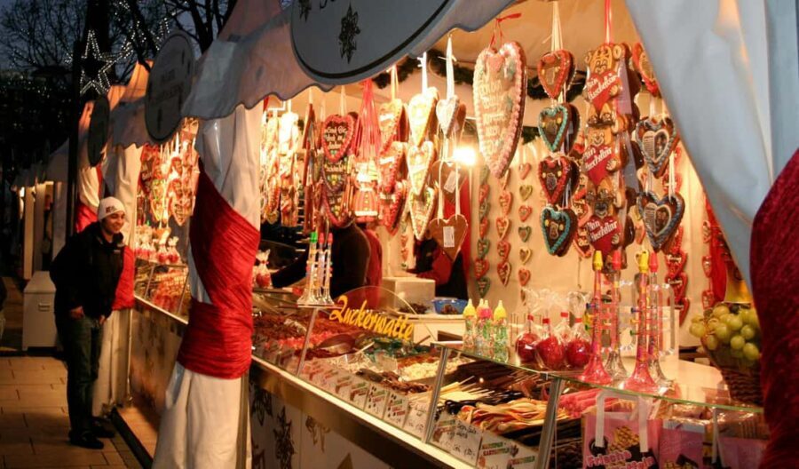 Munich: Christmas market hopping with sightseeing tour - Who Will Love This Tour?