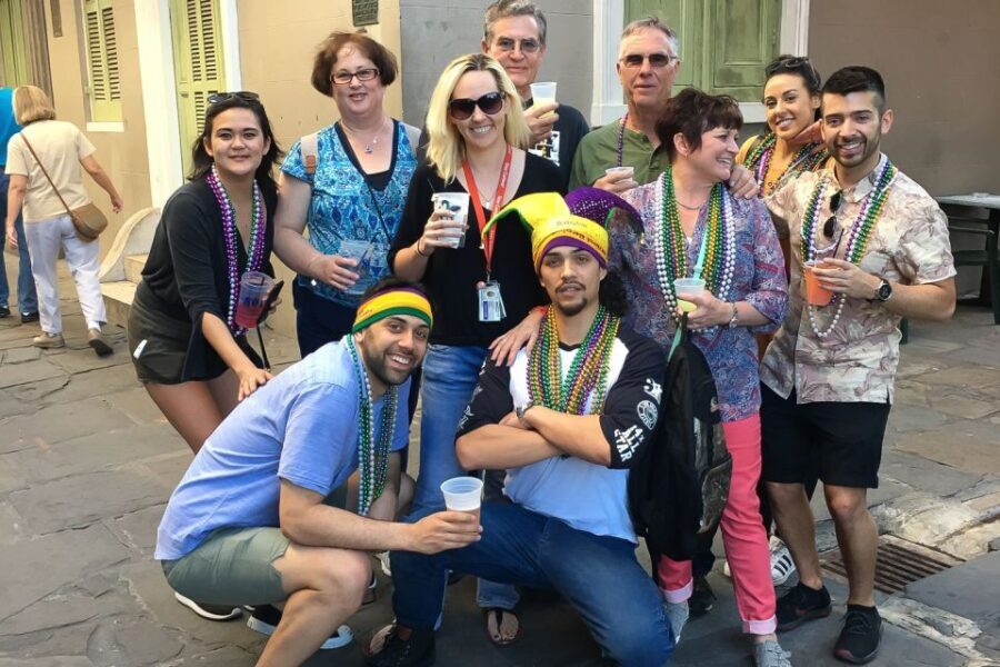New Orleans: Drunk History Walking Tour - Itinerary Breakdown: From Dark Tales to Drinks