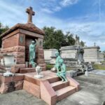 New Orleans: Millionaires Tombs of Metairie Cemetery Tour - Exploring Metairie Cemetery: What to Expect