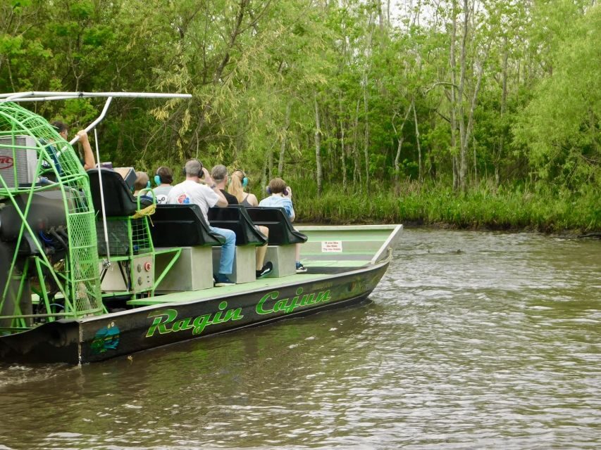 New Orleans: Oak Alley or Laura Plantation & Airboat Tour - What We Loved and What to Consider