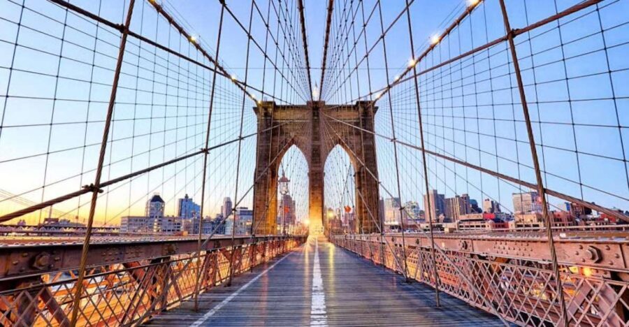 New York City: Brooklyn Bridge and Dumbo Walking Tour - An In-Depth Look at the Tour Itinerary