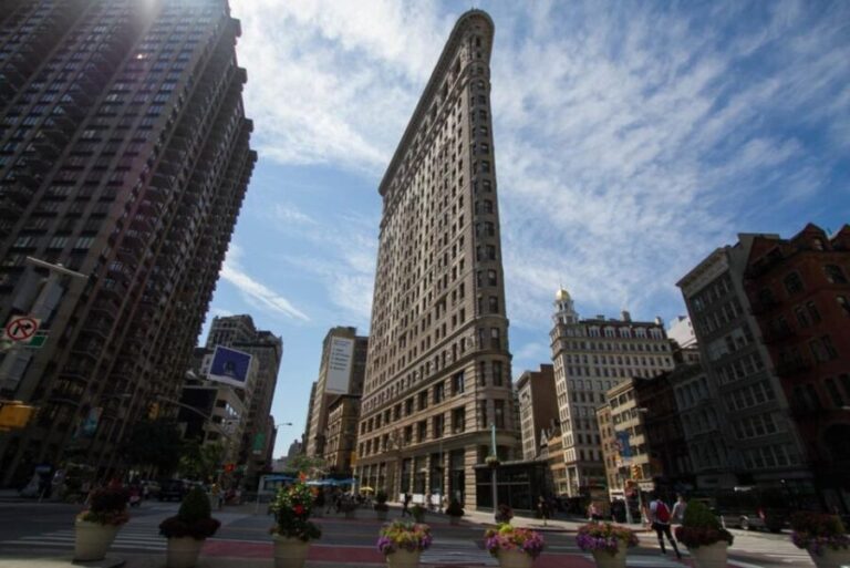 New York Citys Iconic Christmas Tour - Practicalities and Value