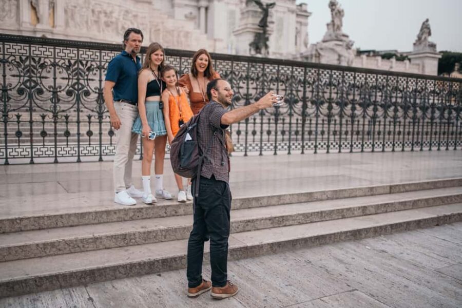 Night tour of Rome - 2.5 hrs walking under the Roman sky - Why This Tour Offers Good Value