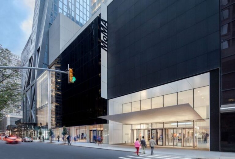 NYC: MoMA Before-Hours Tour with Art Expert - The Experience from an Insider’s Perspective