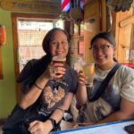 Oahu: Sips & Secrets of Hawaii Pub Crawl - An Entertaining and Educational Pub Crawl