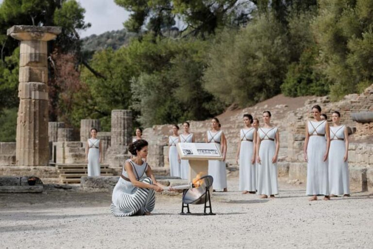 Olympia: Shared Mini Bus Tour from Katakolon - Why This Tour Works Well