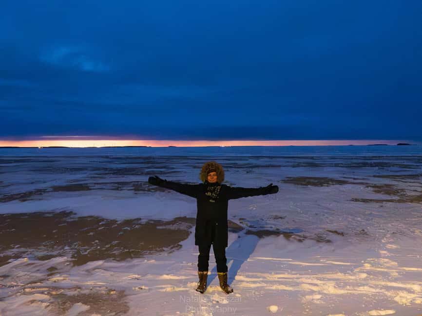 Oulu: Guided Night Walking Tour with Northern Lights Hunting - The Practical Side: What To Expect