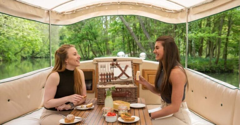 Oxford: Scenic Sightseeing Cruise with Gourmet Picnic - What You’ll See and Experience