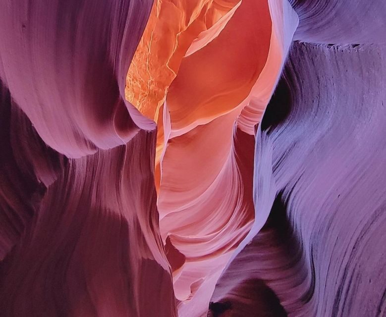 Page: Lower Antelope Canyon Guided Tour - An In-Depth Look at the Tour Experience