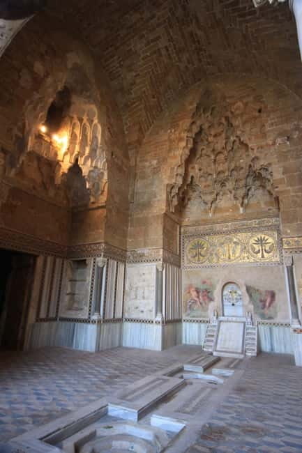 Palermo: Zisa Palace Entry Ticket with Audio Guide App - Islamic Art Museum