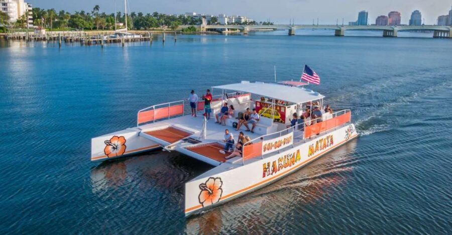 Palm Beach: Sightseeing Catamaran Cruise - The Highlights of the Tour