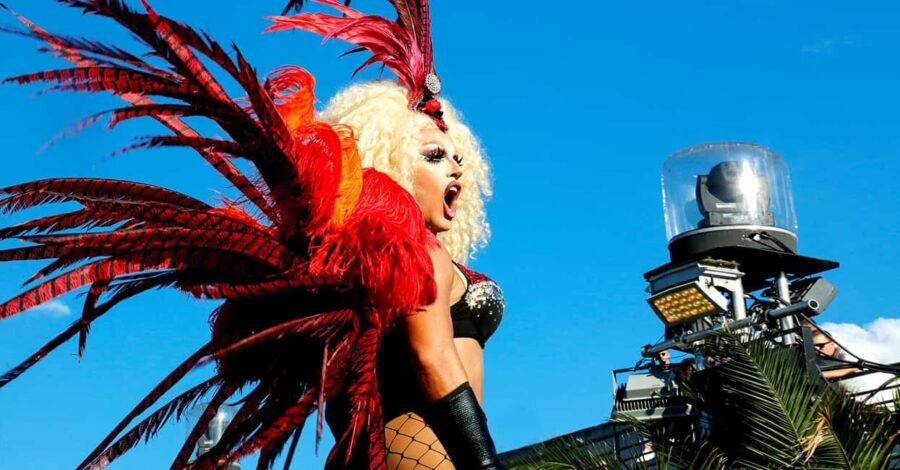 Palma: 3-hour drag show with brunch, live performances, and welcome drink - The Experience: A Deep Dive