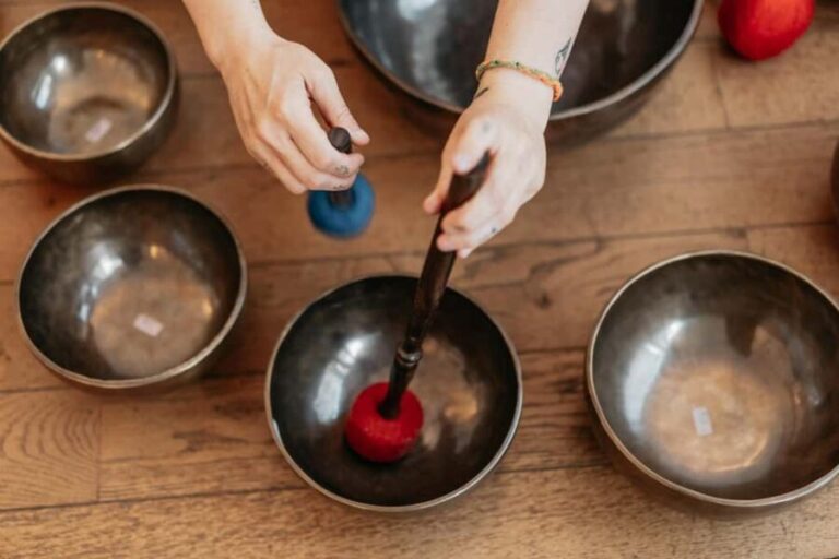 Palma de Mallorca: Candlelight Soundbath - Why This Experience Might Be Right for You